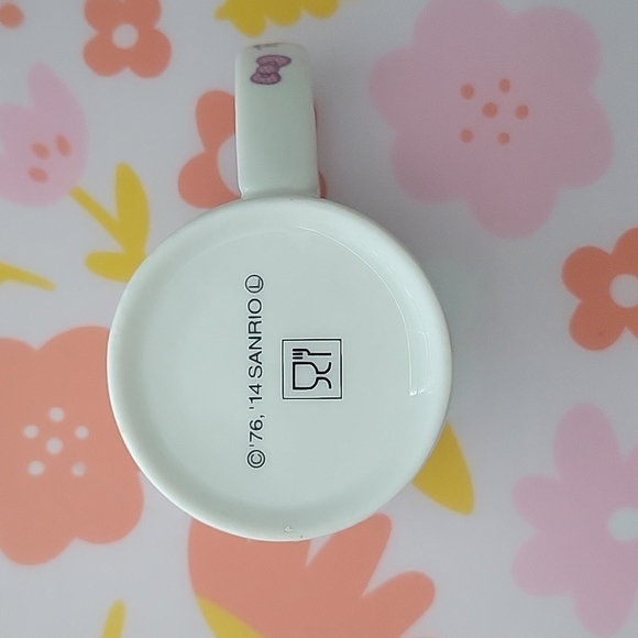 Sanrio | Kitchen | Nwot Sanrio Hello Kitty Mug | Poshmark